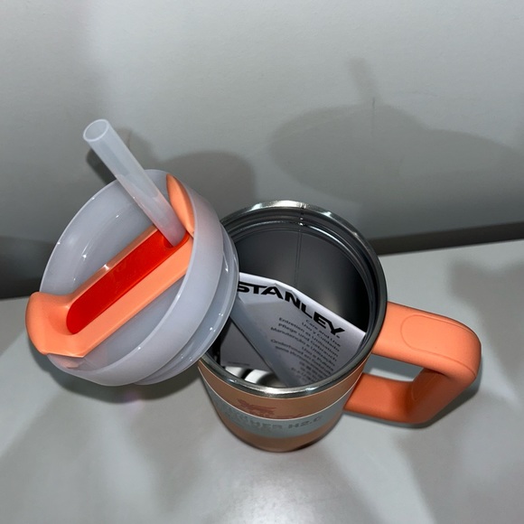 Stanley | Dining | Stanley The Flowstate Quencher H2 Tumbler 30oz ...